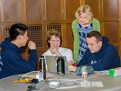 ECOO East Regional Programming Contest 2014 > Queen's School of Computing