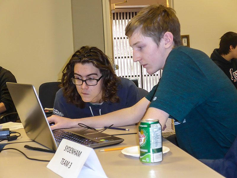 2016 Invitational High School Programming Contest > Queen's School of ...