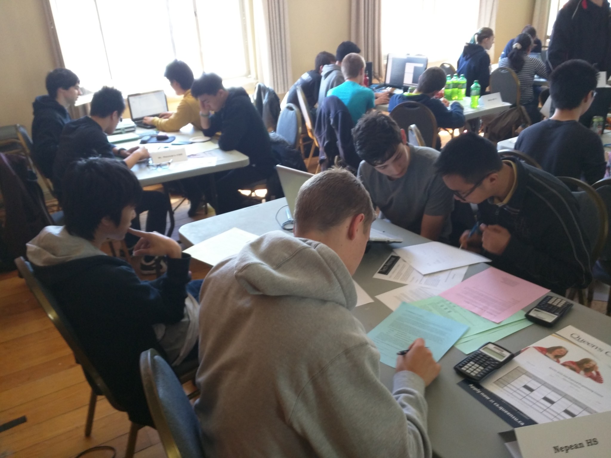 2016 ECOO and QSC East Regional High School Programming Contest > Queen ...