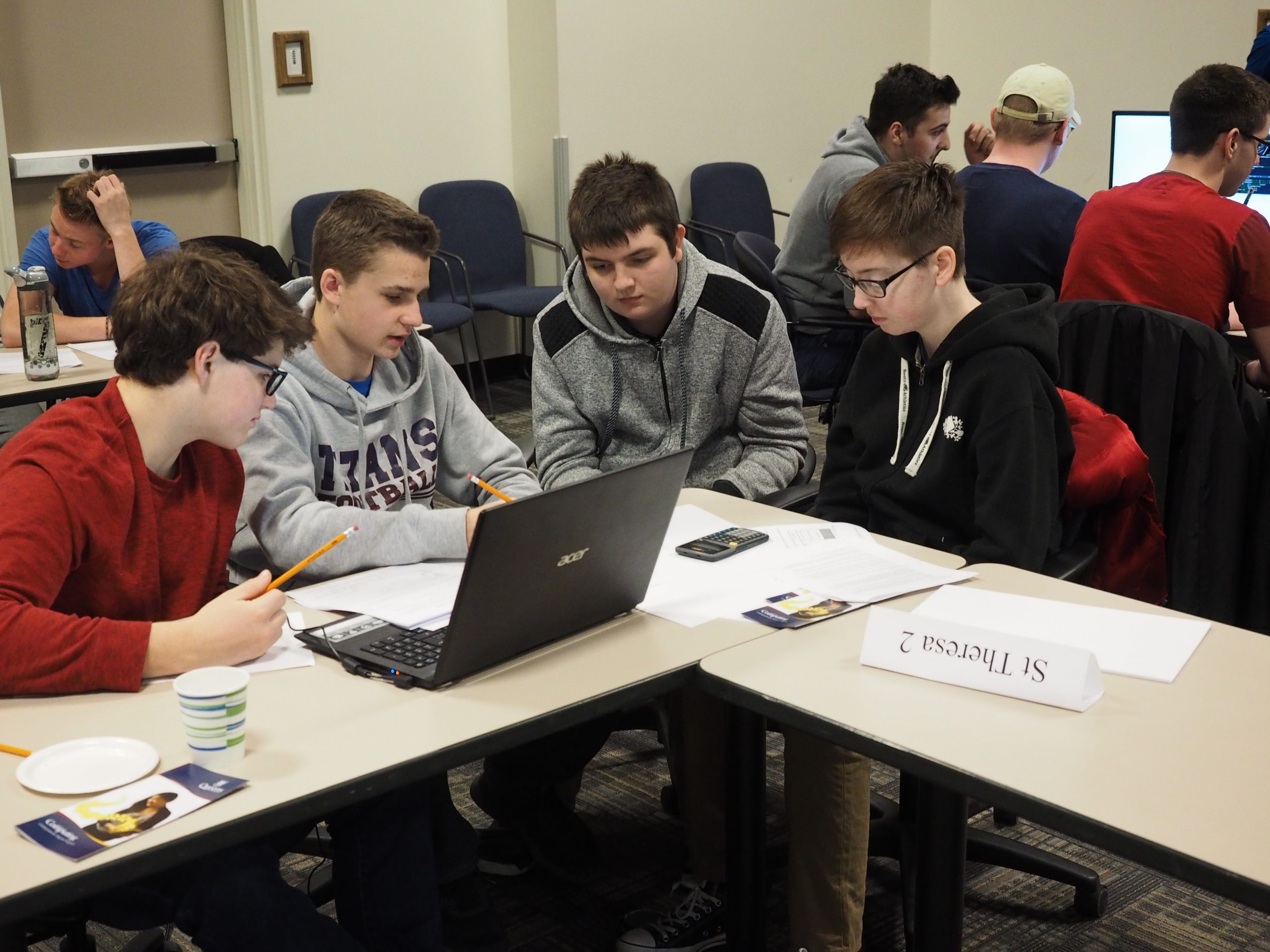 2018 Invitational High School Programming Contest > Queen's School of ...