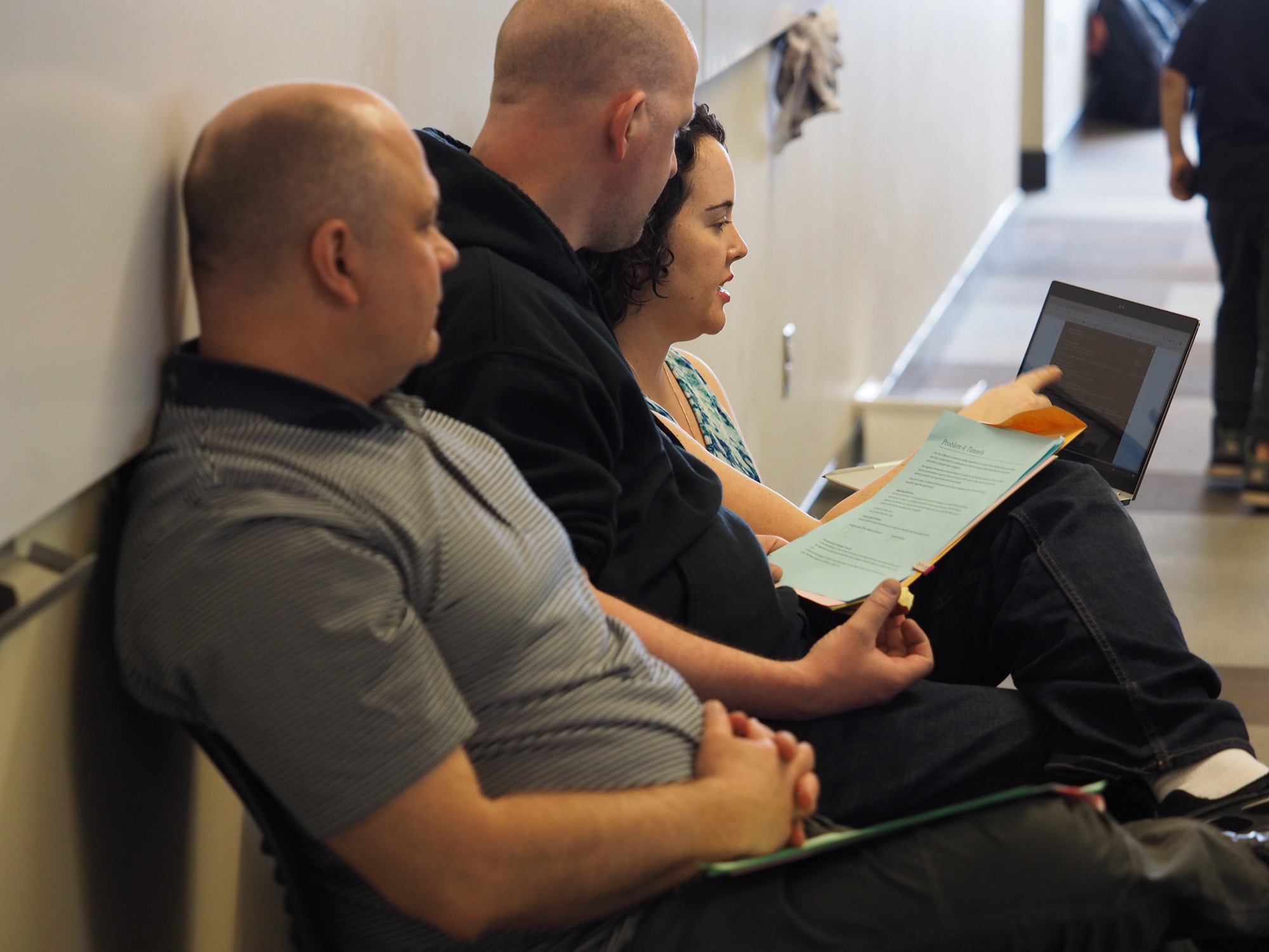 ECOO and QSC East Regional High School Programming Contest 2019 > Queen ...