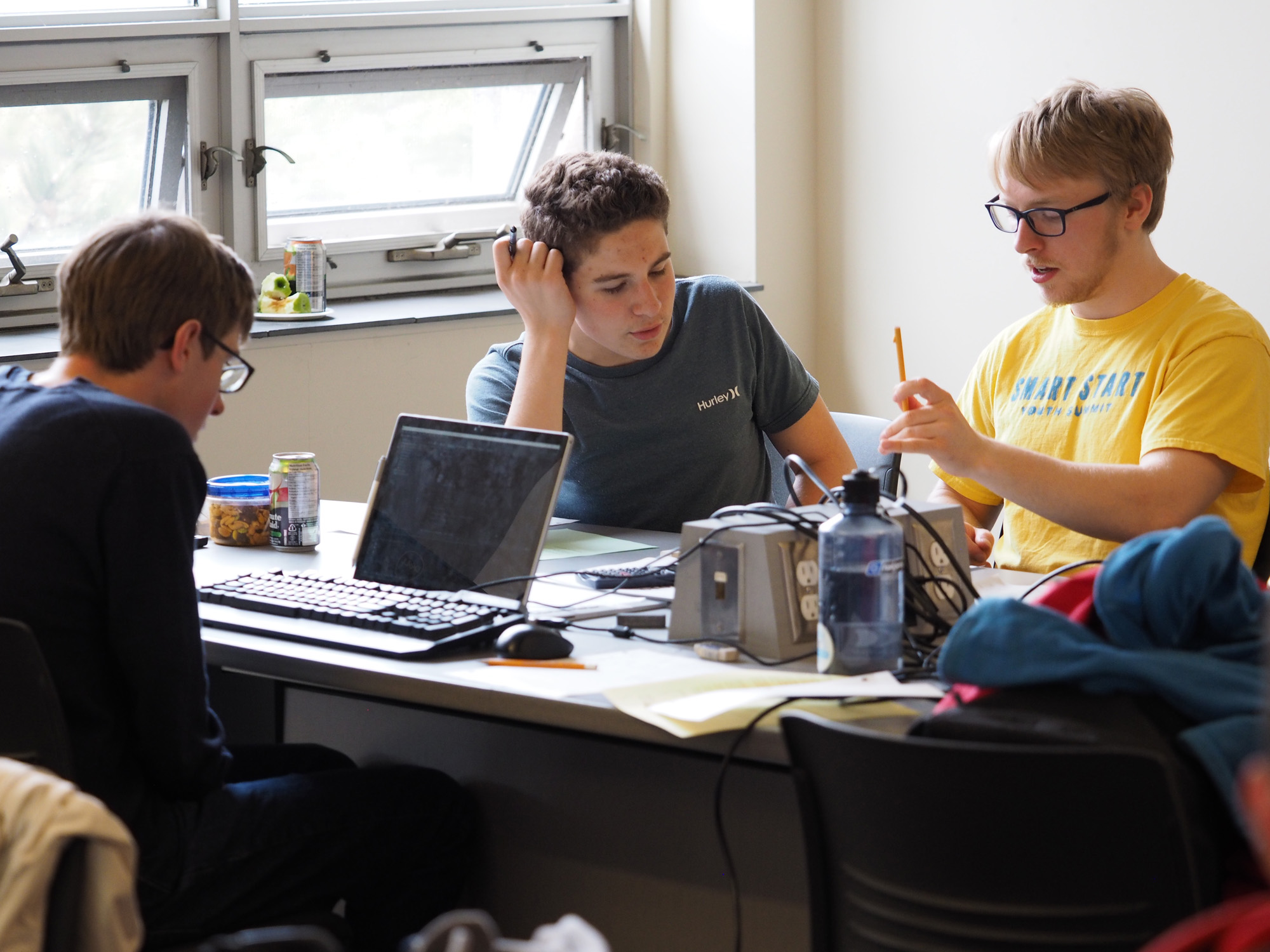 ECOO and QSC East Regional High School Programming Contest 2019 > Queen ...