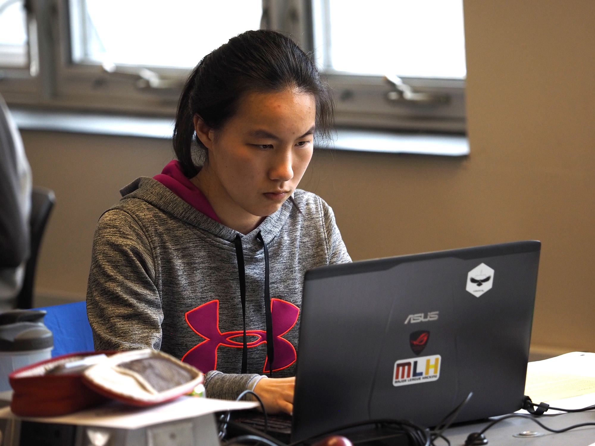 ECOO and QSC East Regional High School Programming Contest 2019 > Queen ...