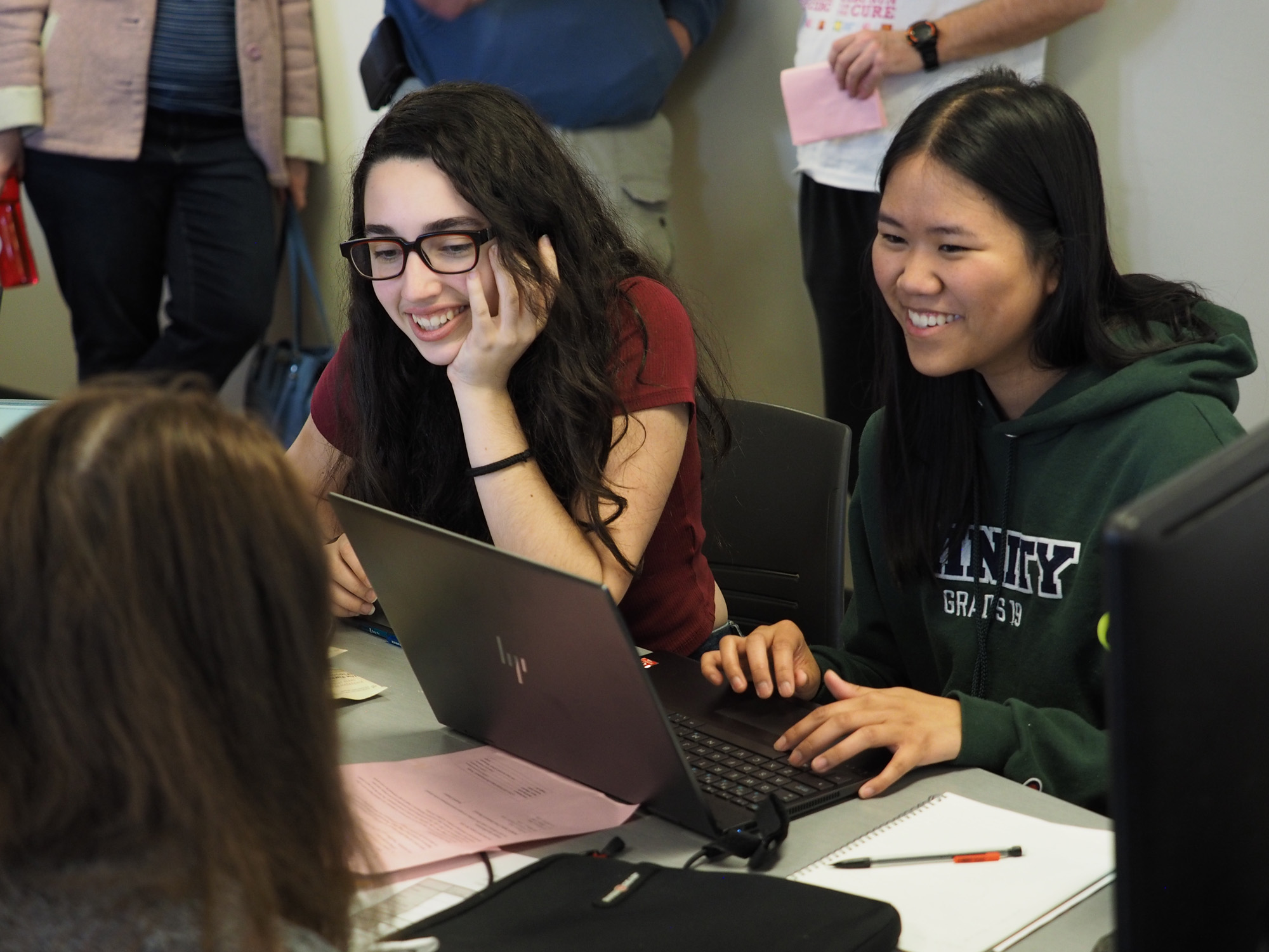 ECOO and QSC East Regional High School Programming Contest 2019 > Queen ...