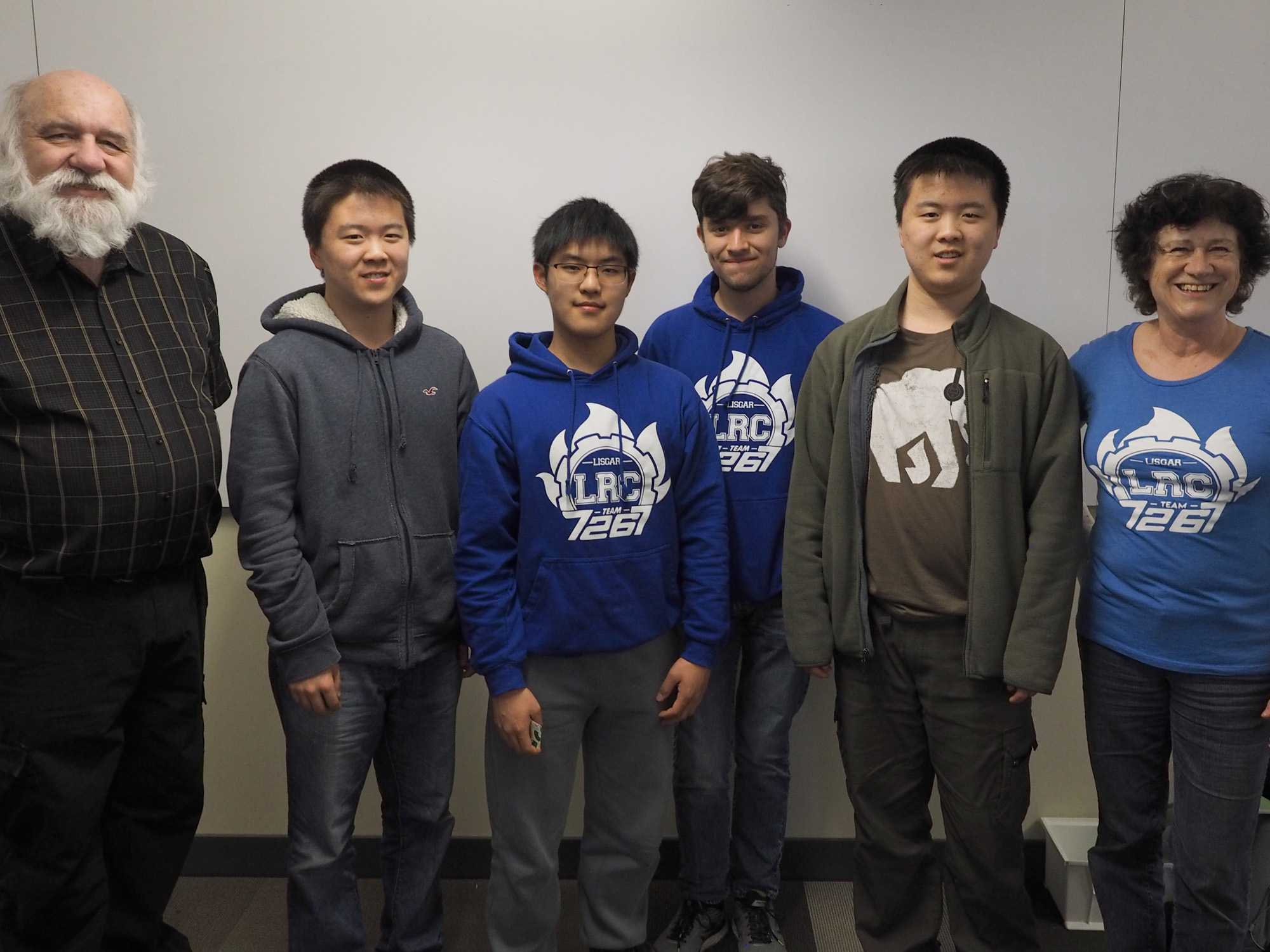 ECOO and QSC East Regional High School Programming Contest 2019 > Queen ...